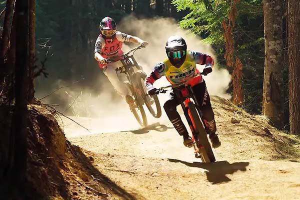 Kade Edwards, campeón del mundo de DH en categoría Junior, se rompe la ...